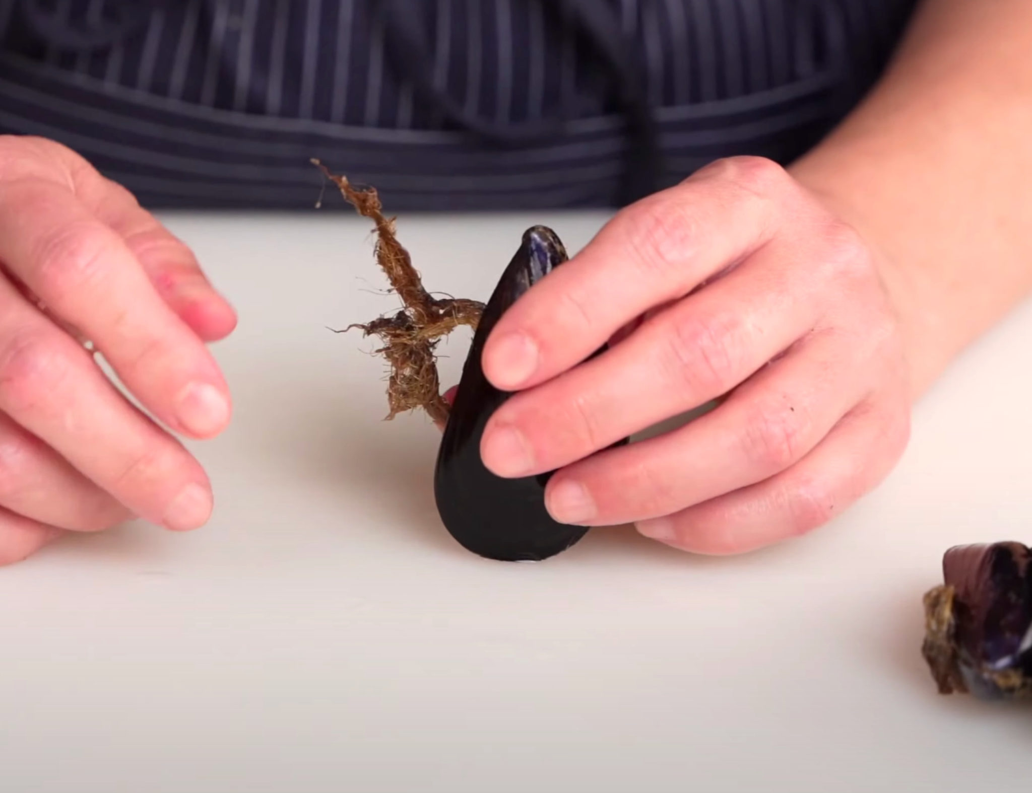 Italian Pasta with Mussels (and Tomatoes) | Authentic Recipe